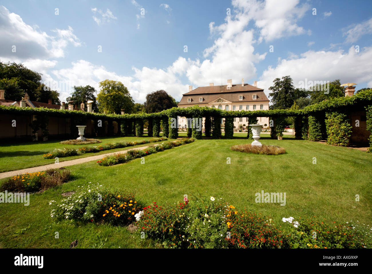 Cottbus, Schloßpark Branitz, Pergola von Gottfried Semper, Blick auf ...