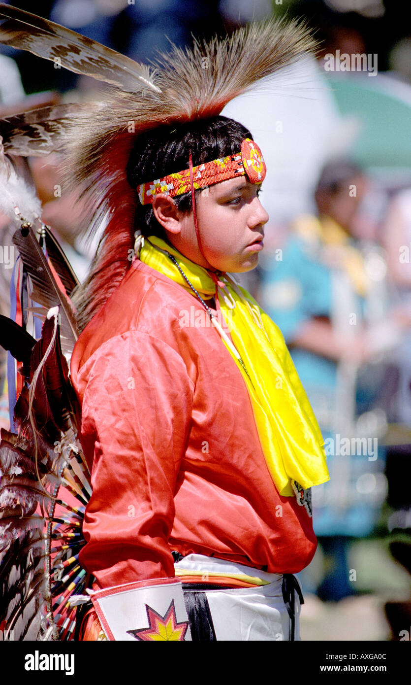 American indian chippewa tribal pow hi-res stock photography and images ...