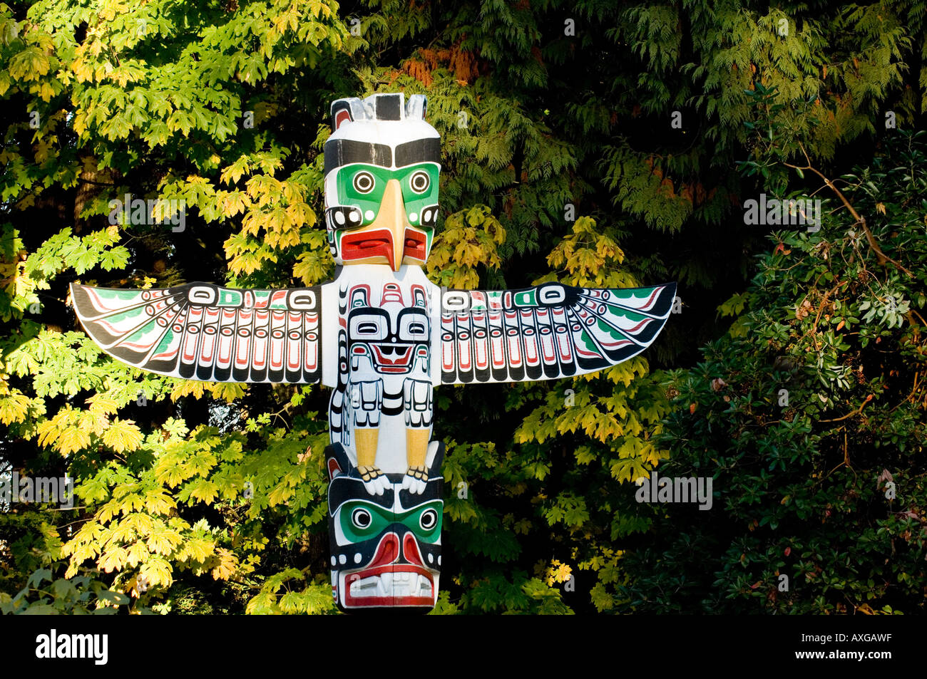 Spirit poles totem pole hi-res stock photography and images - Alamy