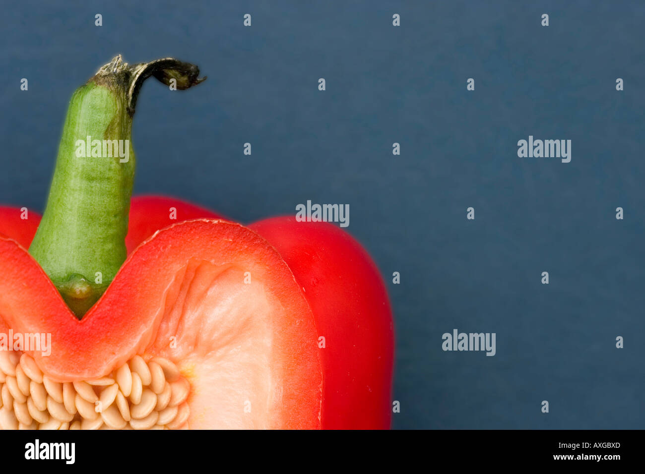 Cross section green peppers hi-res stock photography and images - Alamy