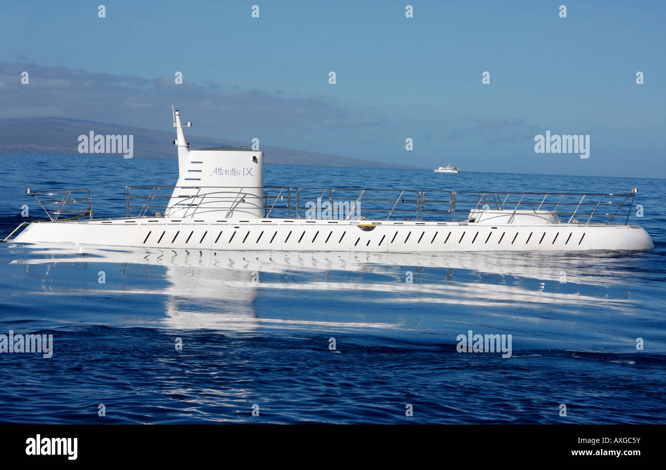 THE ATLANTIS TOURIST SUBMARINE ,MAUI,HAWAII,USA Stock Photo - Alamy