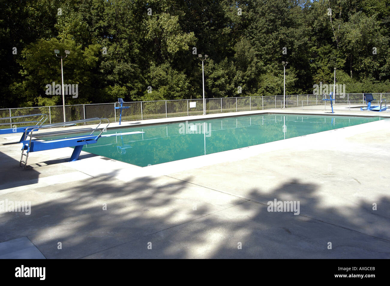 Empty public swimming pool Stock Photo - Alamy