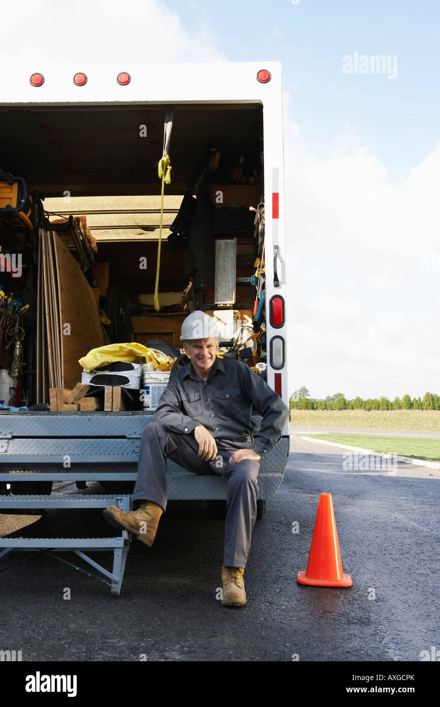 People open back truck hi-res stock photography and images - Alamy