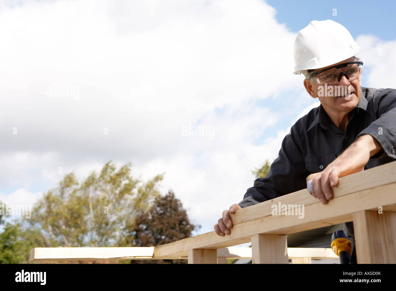 Old Man Wood Carving High Resolution Stock Photography and Images - Alamy