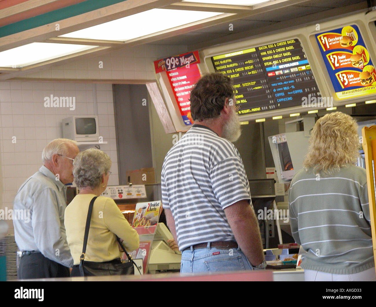 Adults order food at a fast food restaurant Stock Photo - Alamy