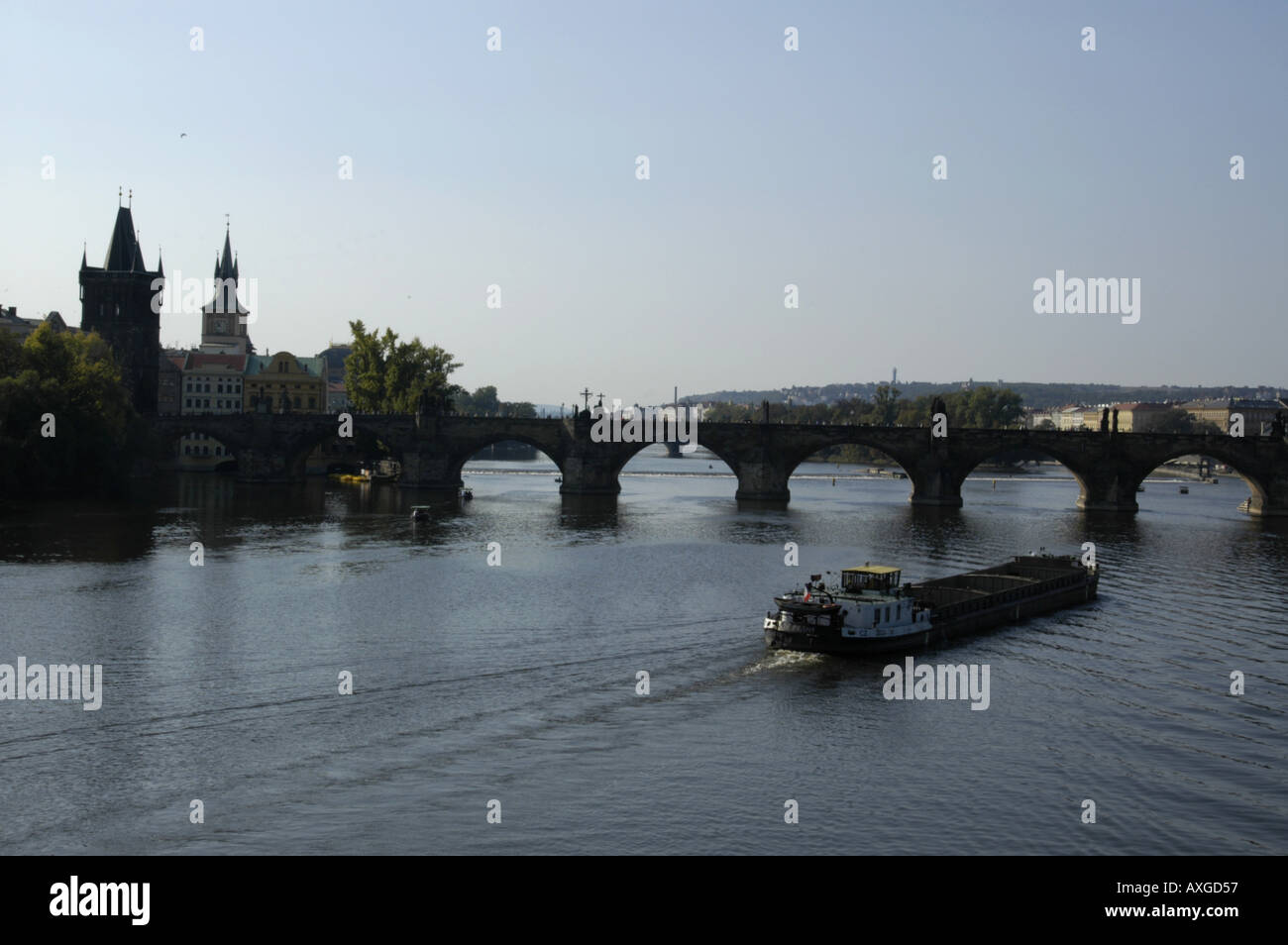 Prague, river Moldova, Carls Bridge Stock Photo - Alamy