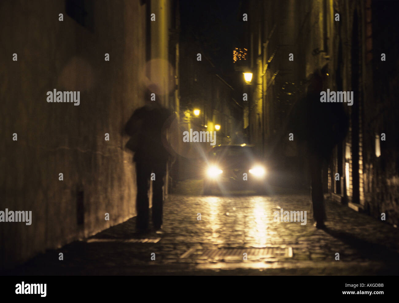 Mens night street shadow hi-res stock photography and images - Alamy