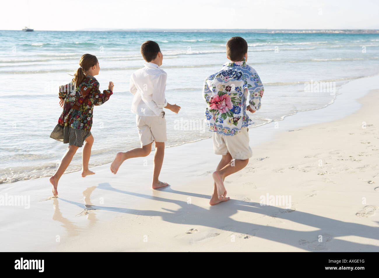 10 11 year old hispanic boy hi-res stock photography and images - Alamy