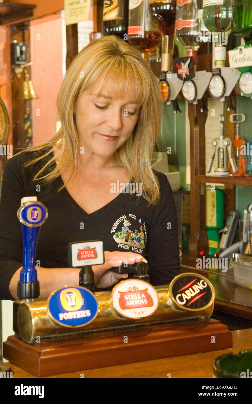 Barmaid hi-res stock photography and images - Alamy