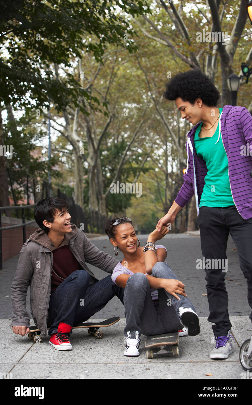 Recreation skateboard boy hands hi-res stock photography and images - Alamy