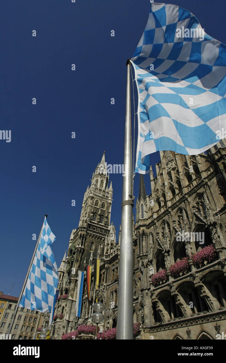 Munich, city hall, Marien square, Bavarian, blue-white flag Stock Photo ...