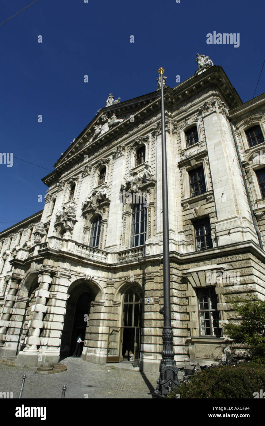Munich, Karls square, Stachus Stock Photo - Alamy