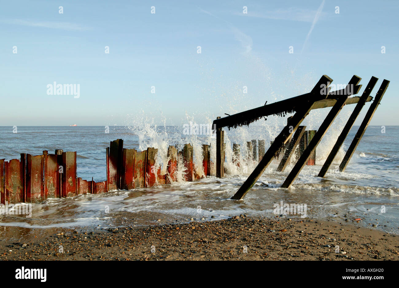 Smashed sea defences hi-res stock photography and images - Alamy