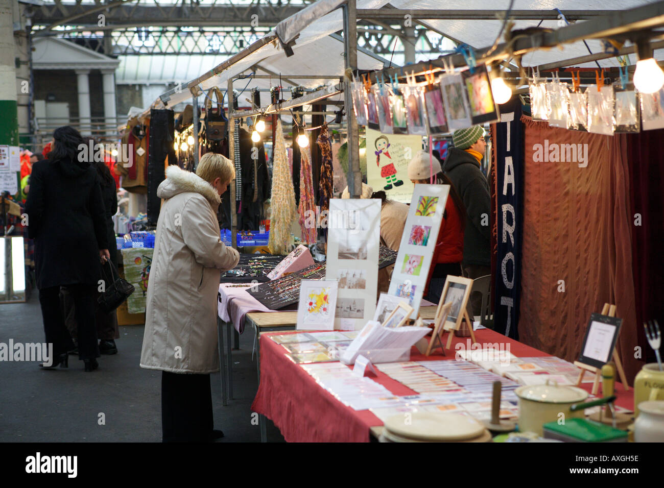 At the new spitalfields market hi-res stock photography and images - Alamy