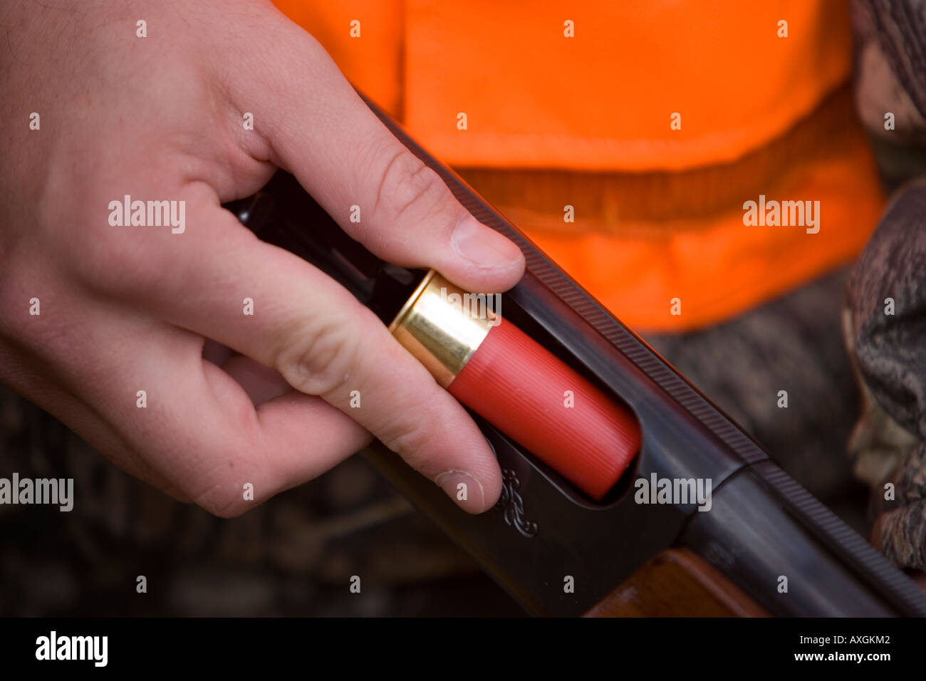 Loading a shotgun hi-res stock photography and images - Alamy