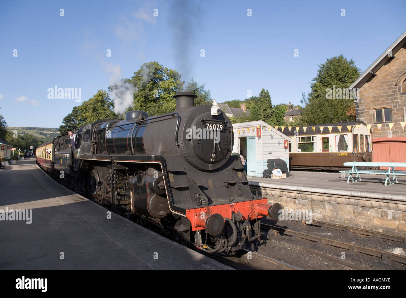 Steam train engine at station platform on "North Yorkshire Moors ...