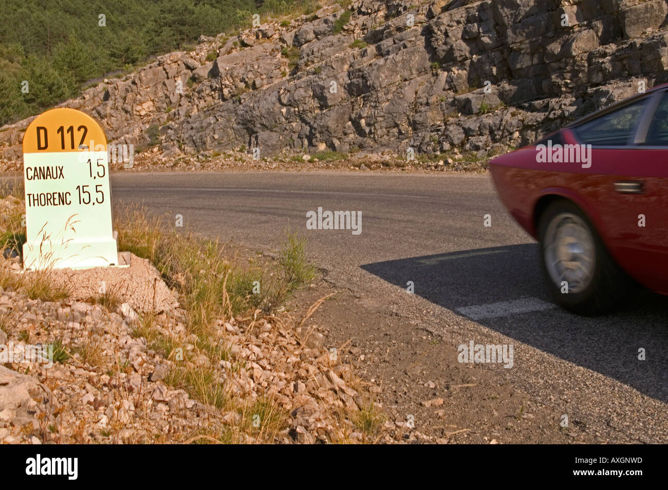 Kilometer post hi-res stock photography and images - Alamy
