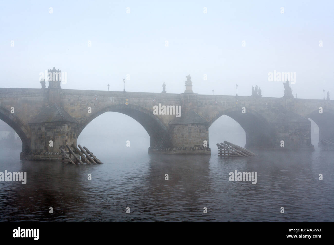 CZECH REPUBLIC PRAGUE CHARLES BRIDGE IN FOG Stock Photo - Alamy