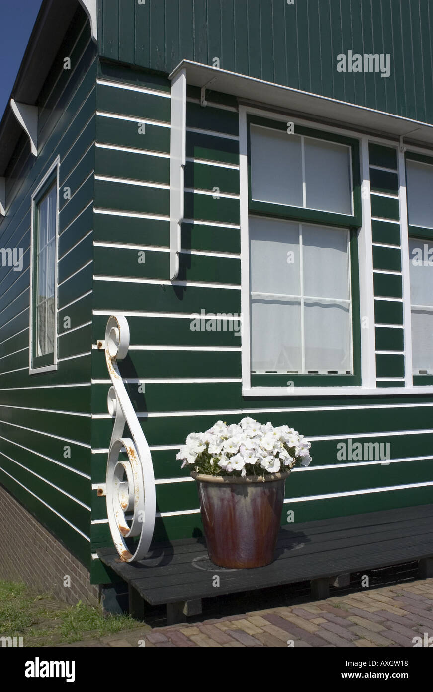 Detail building in marken hi-res stock photography and images - Alamy