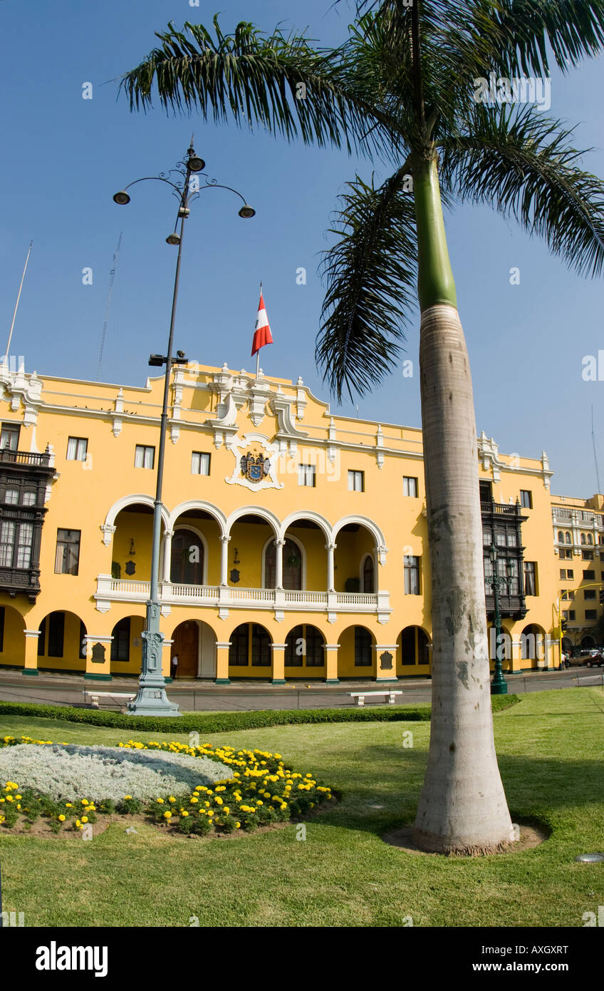 la municipalidad de lima municipal building city hall on plaza mayor ...