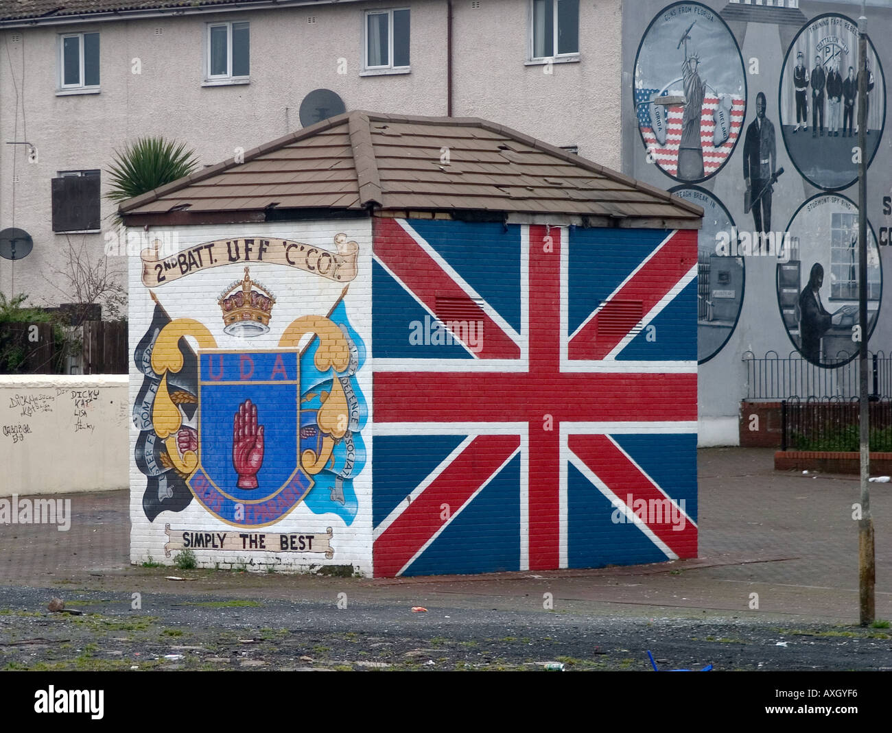Murals in Belfast Northern Ireland Stock Photo - Alamy
