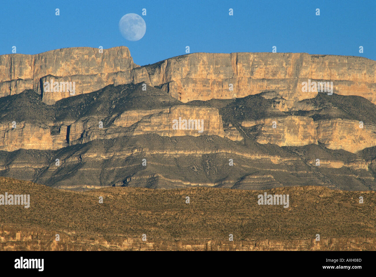 Moon rising over Sierra del Carmen Mountains from Big Bend National ...
