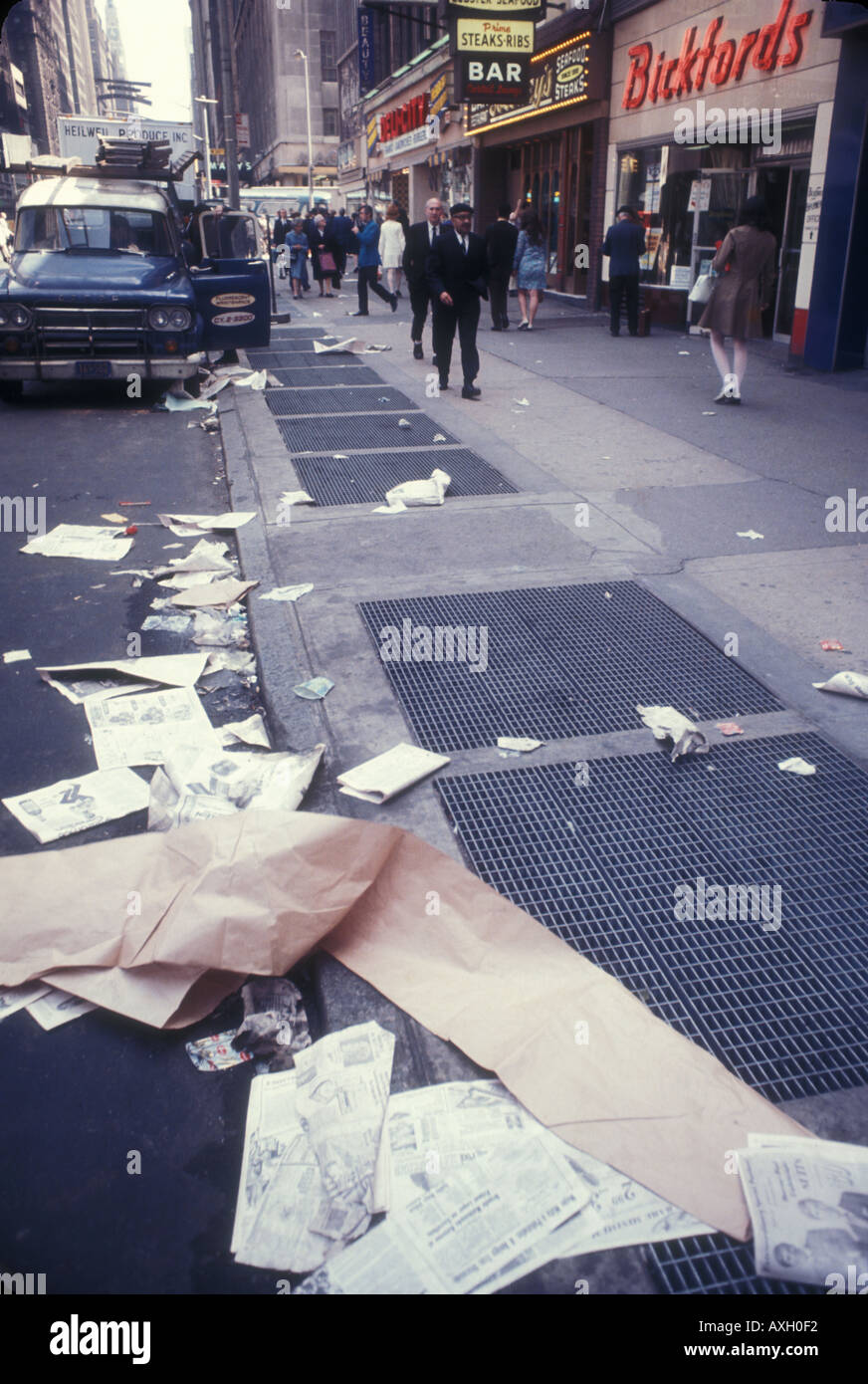 trash on New York street near Times Square Stock Photo - Alamy