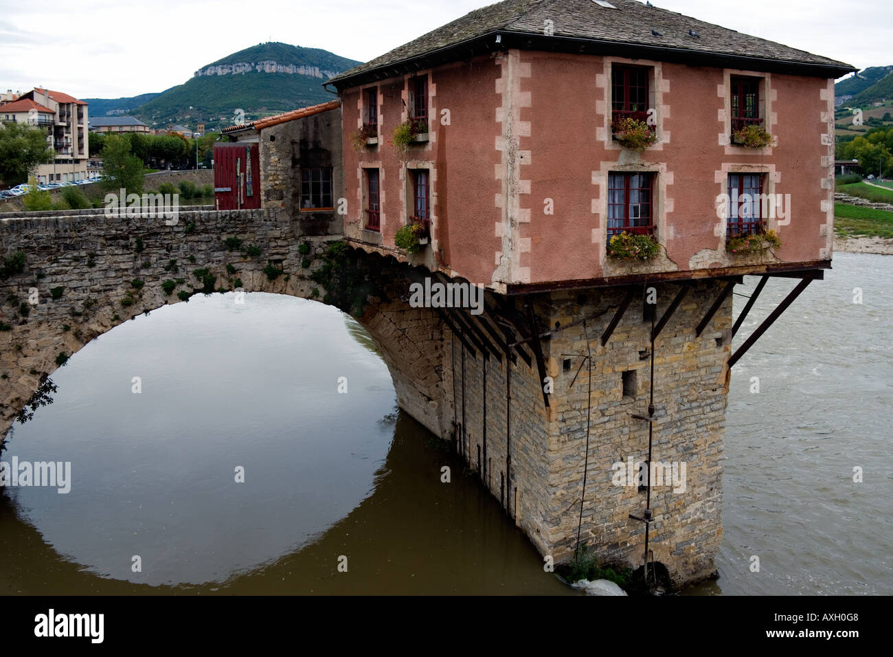 Middle fell bridge hi-res stock photography and images - Alamy