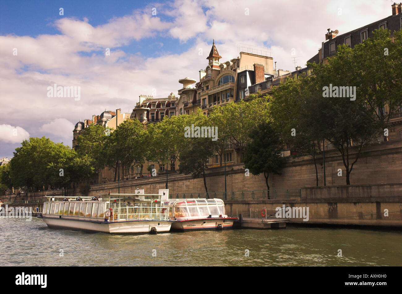 Pleasure boats on the River Seine embankment Paris France Stock Photo ...