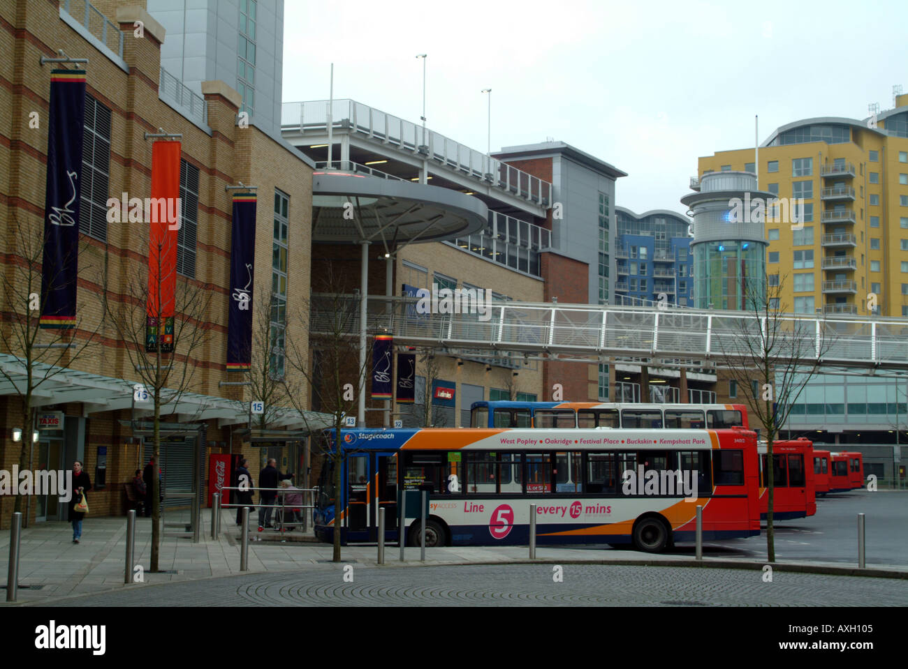 Bus Basingstoke High Resolution Stock Photography and Images - Alamy