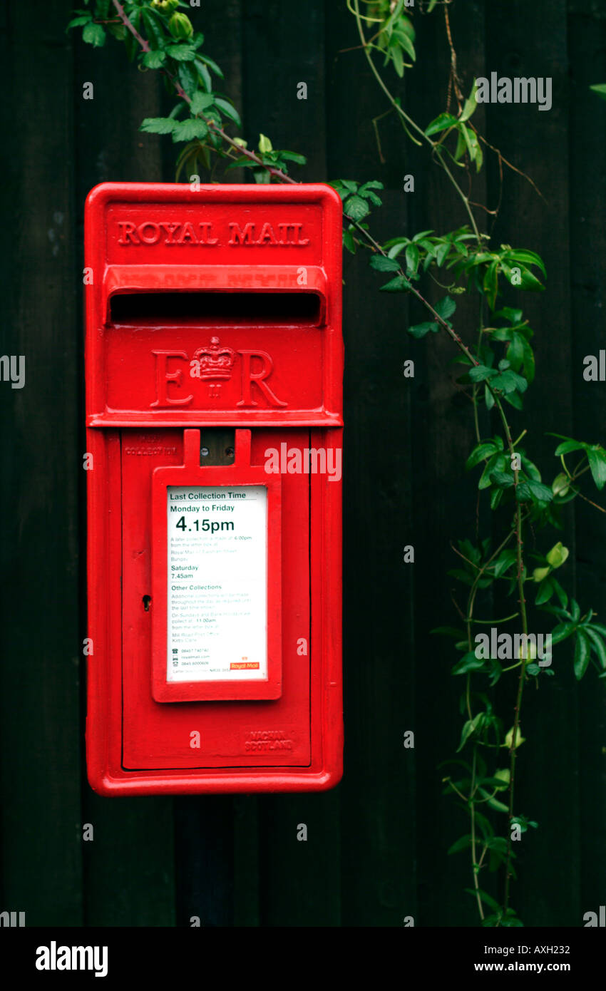 Red letter post box Stock Photo - Alamy