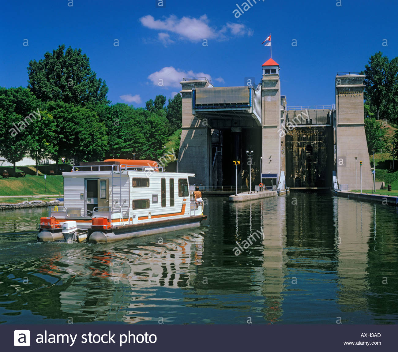 Peterborough Lift Lock High Resolution Stock Photography and Images - Alamy