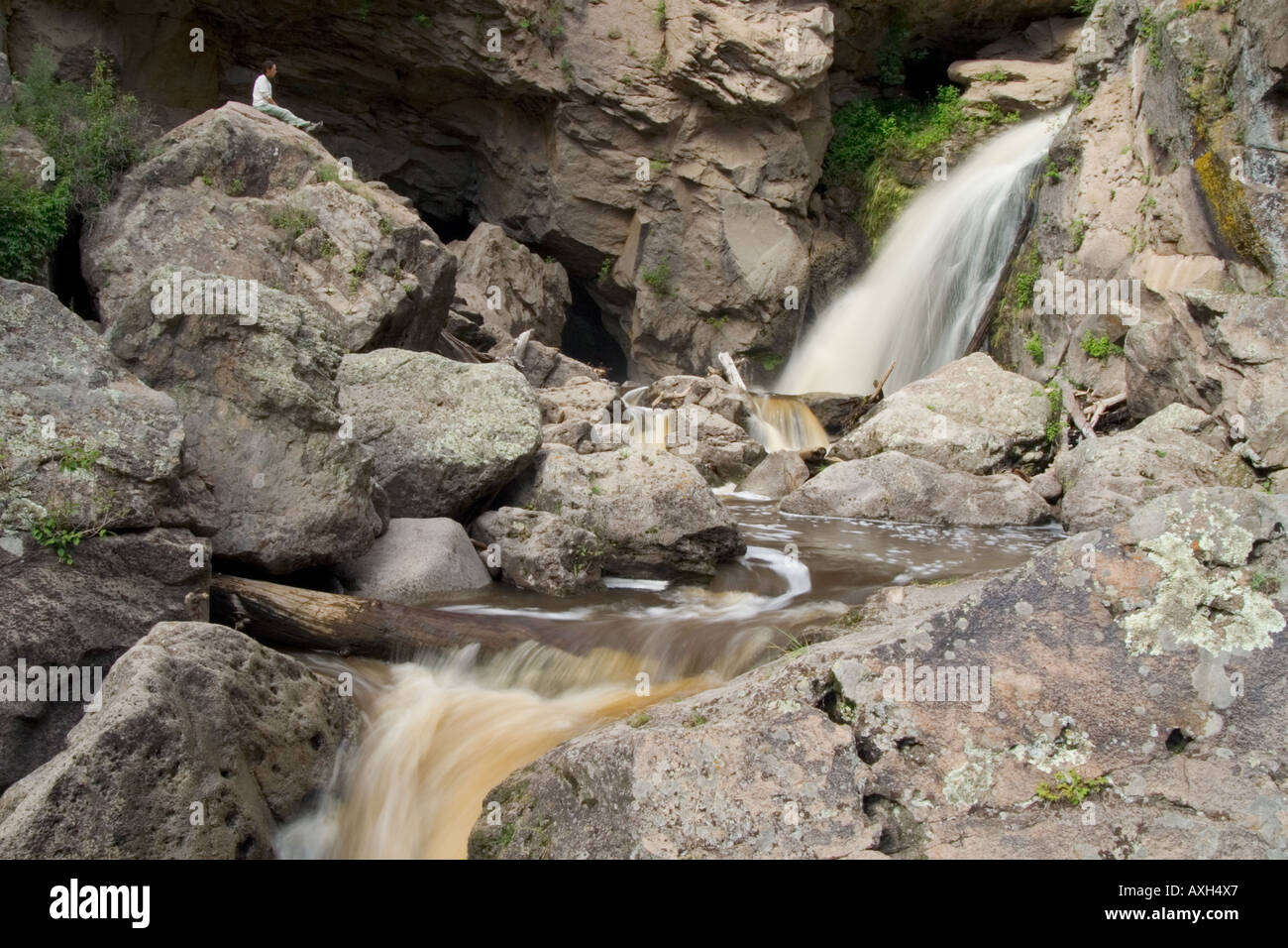 Waterfall new mexico hi-res stock photography and images - Alamy
