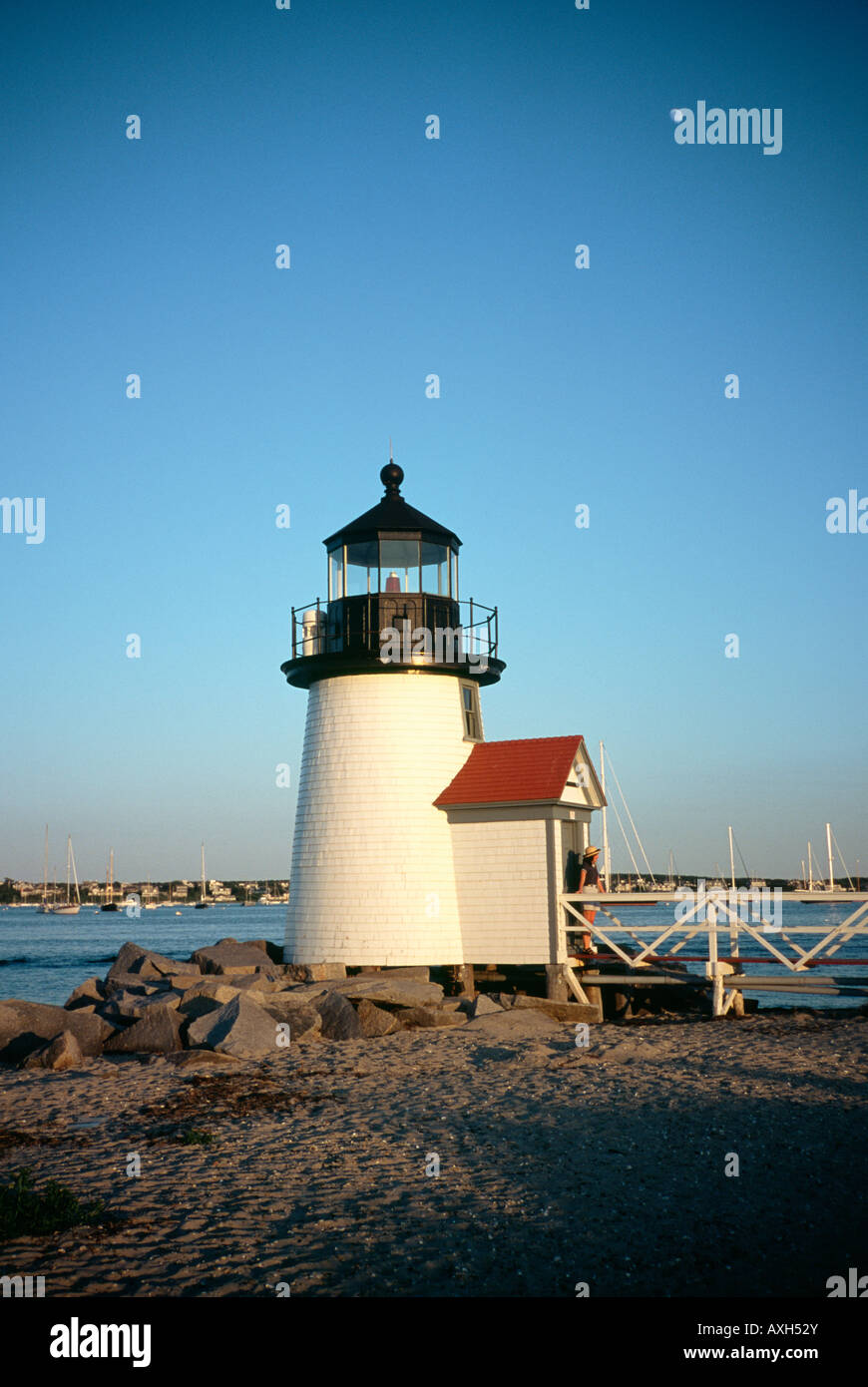 Brant Point Lighthouse at entrance to Nantucket Harbor on Nantucket ...