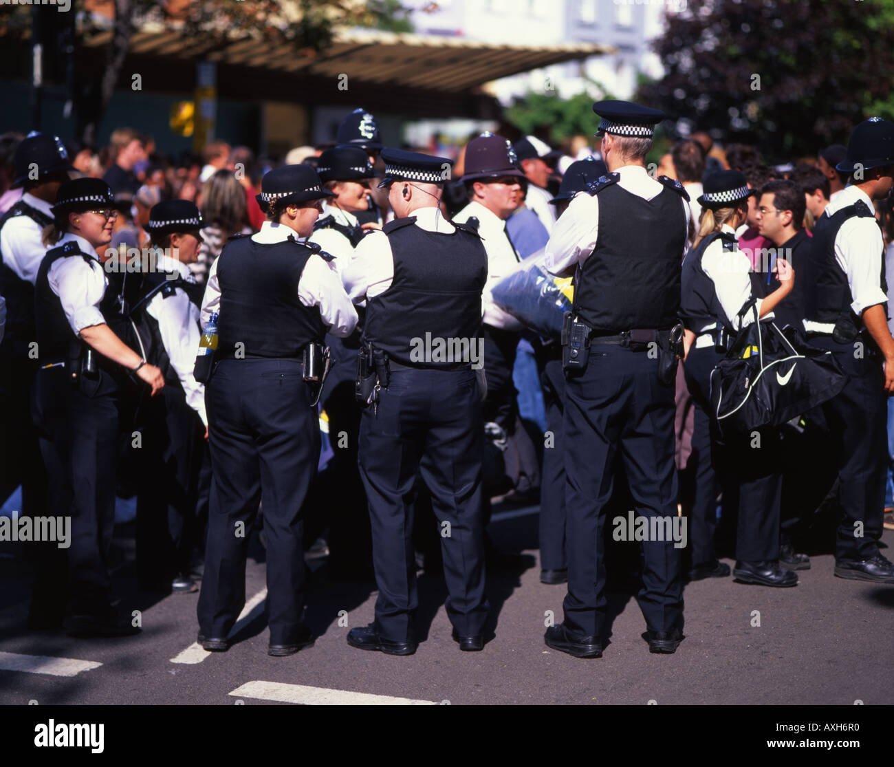 Large police presence at Notting Hill Carnival Stock Photo - Alamy