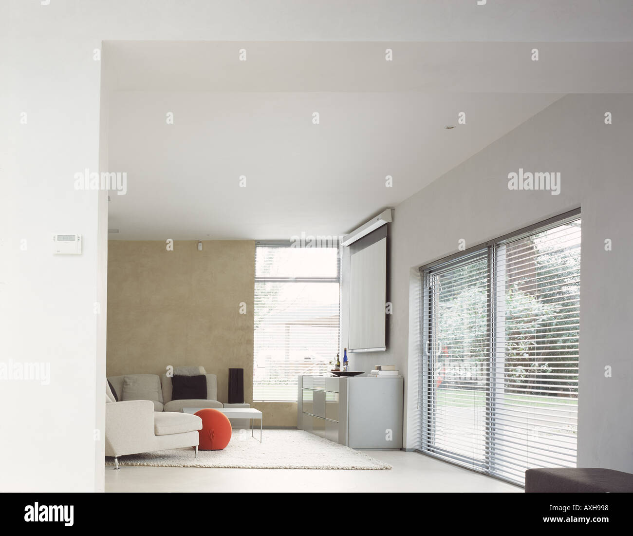 Ipe cladding hi-res stock photography and images - Alamy