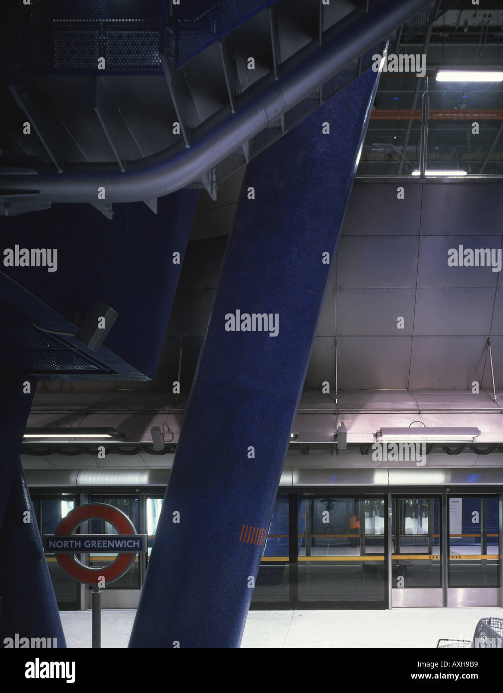Jubilee line north greenwich hi-res stock photography and images - Alamy