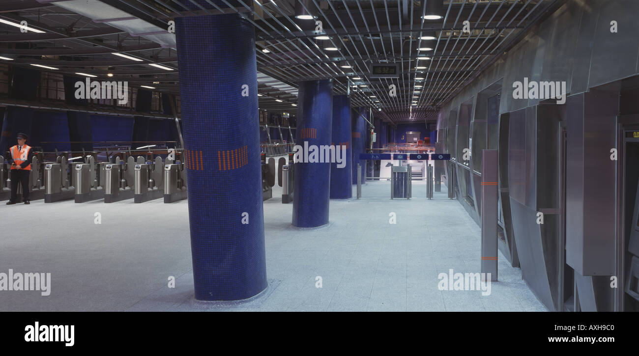 NORTH GREENWICH UNDERGROUND STATION - JUBILEE LINE, LONDON, UK Stock ...