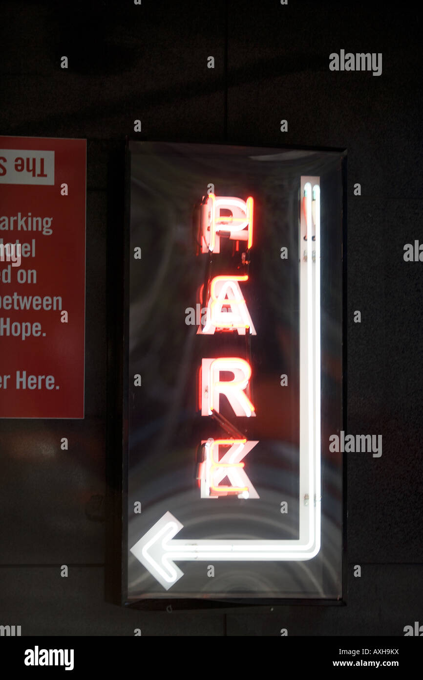 Neon "Park" sign Stock Photo - Alamy