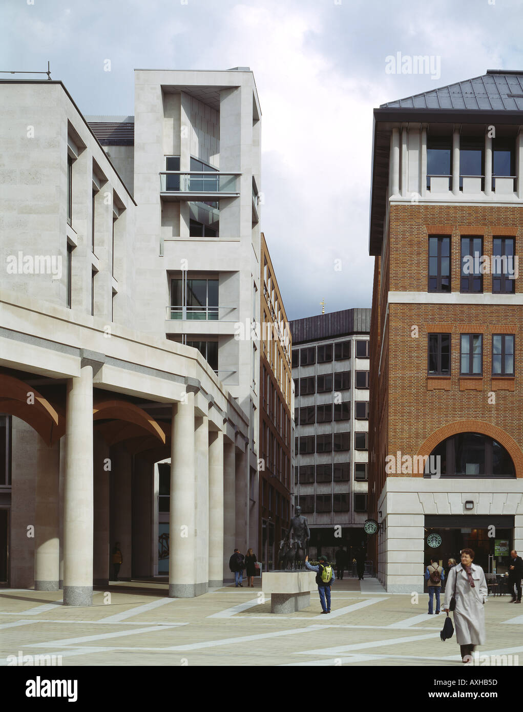 Paternoster square courtyard hi-res stock photography and images - Alamy Paternoster square courtyard hi-res stock photography and images - Alamy