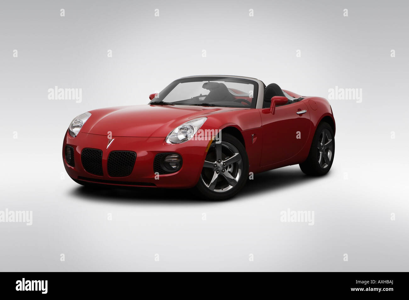 2008 Pontiac Solstice GXP in Red - Front angle view Stock Photo - Alamy