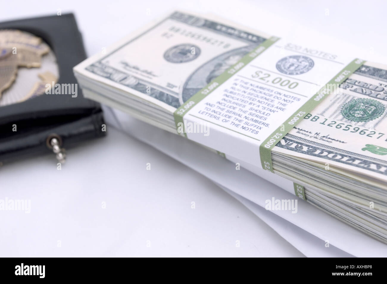 Police evidence envelope hi-res stock photography and images - Alamy