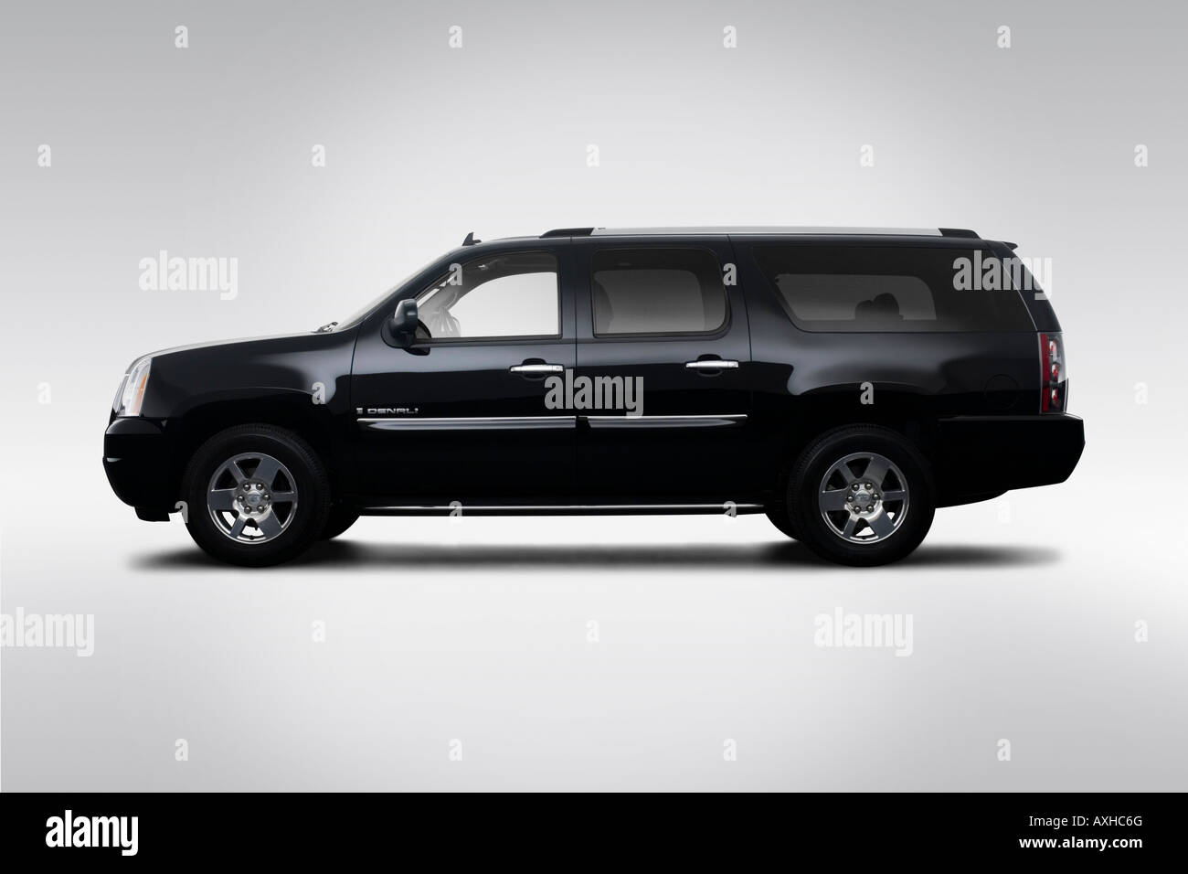 2008 GMC Yukon XL Denali in Black - Drivers Side Profile Stock Photo ...