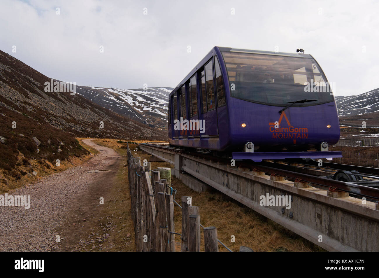 Cairngorm mountain funicular railway aviemore hi-res stock photography ...