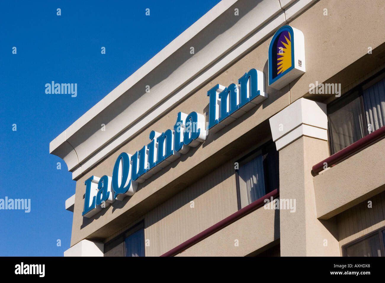 La quinta hotel sign hi-res stock photography and images - Alamy