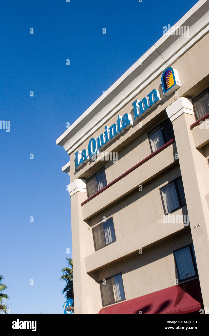 La quinta hotel sign hi-res stock photography and images - Alamy