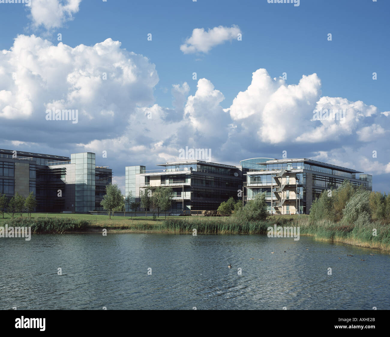 Bedfont lakes hi-res stock photography and images - Alamy