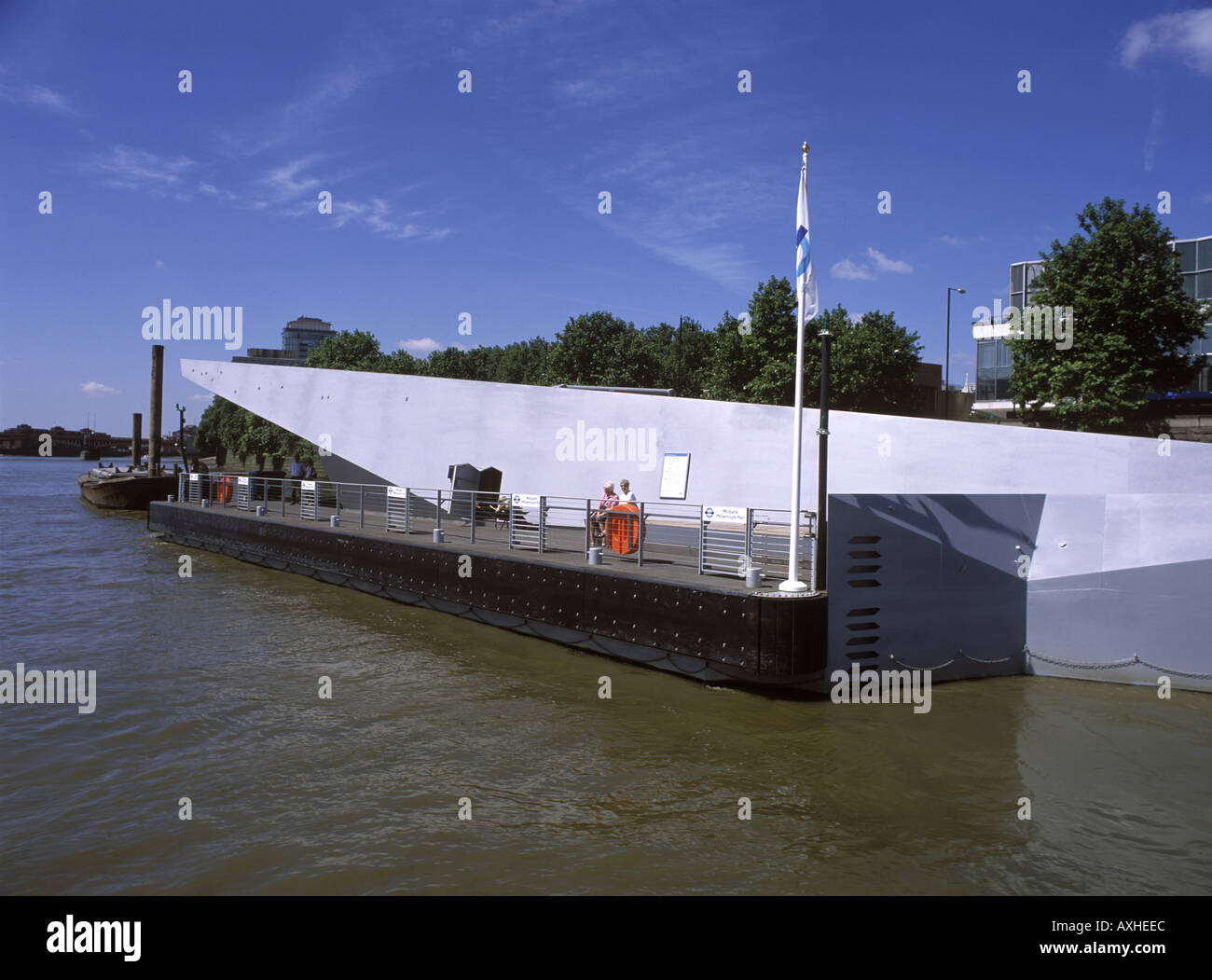 Millbank millennium pier hi-res stock photography and images - Alamy