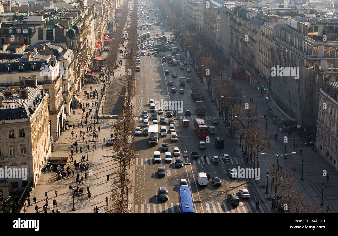 Avenue des Champs Elysees, Paris, France Stock Photo - Alamy