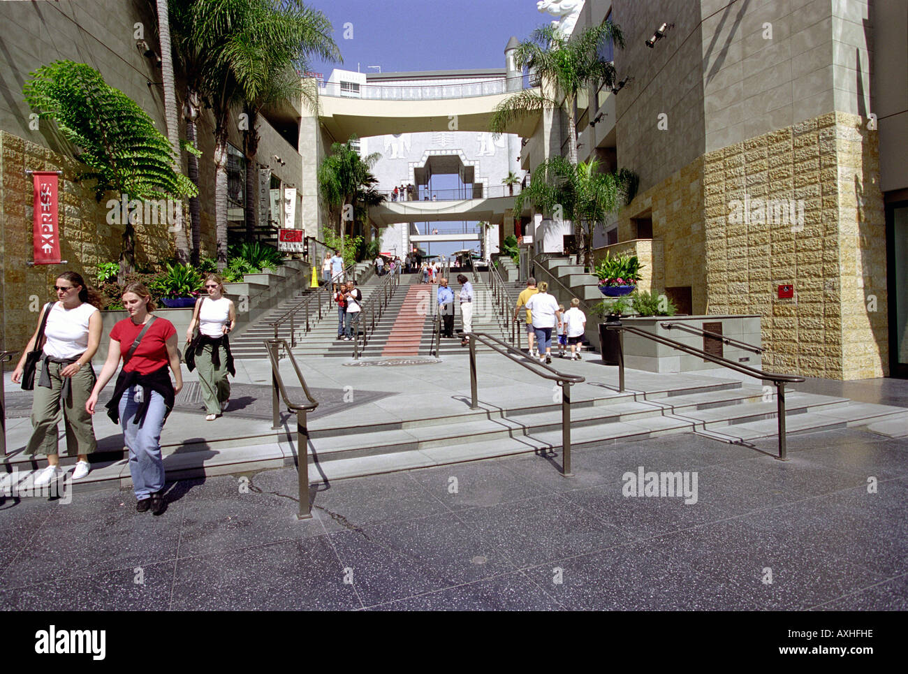 hollywood highland entertainment retail center multi-level complex ...